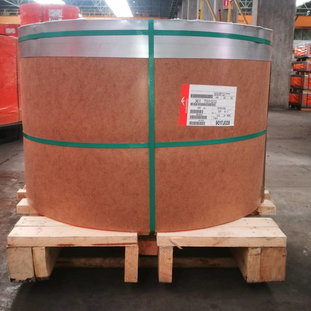 Casisa offers multi-material wrapping solutions (steel- wood, cardboard…)